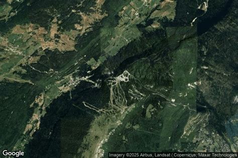 度假村的滑雪，雪和网路摄影机新闻 Mijoux La Faucille