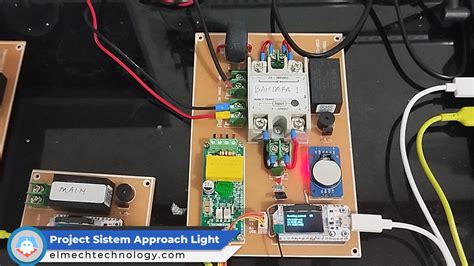 Sistem Monitoring Approach Light Menggunakan Komunikasi Lora Dan Iot