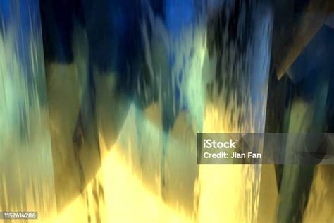 정밀 절단 매직 크리스탈 공상 과학 소설과 마법의 테마 3d 렌더링의 클러스터 3차원 형태에 대한 스톡 사진 및 기타 이미지 3차원 형태 거친 결정체 Istock