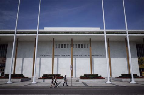 Rfk Jr Weighs In On Trump Renaming Uncles Kennedy Center