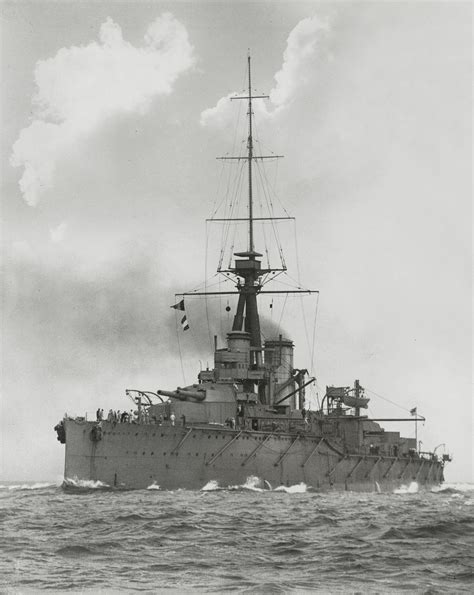 Orion Class Dreadnought Battleship Hms Conqueror Underway 2859 × 3594 Rwarshipporn