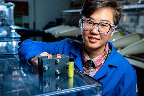 Next Generation Flow Battery Design Sets Records News Release Pnnl