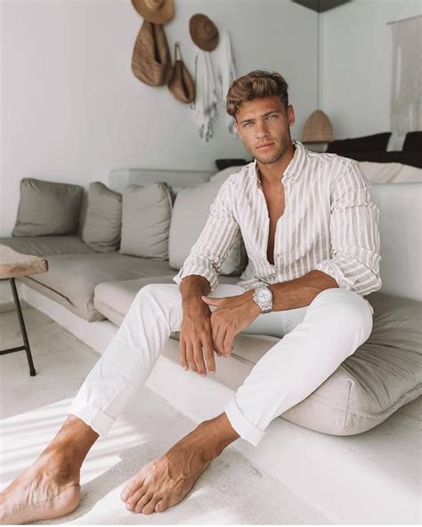 Clean Shot ️ By Tobiasrtr Ropa De Hombre Hombres Descalzos Ropa De