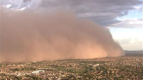 Arizona Dust Storm Comes Through Imperial County Youtube