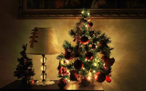 Прикраси на ялинку Новорічні шпалери на робочий стіл