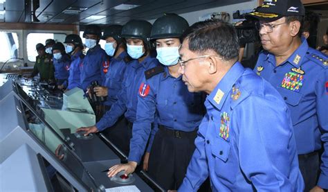 Dvb ရခိုင်ကမ်းရိုးတန်းတွင် စစ်ကောင်စီတပ် စစ်ရေးလေ့ကျင့် ဓာတ်ပုံ