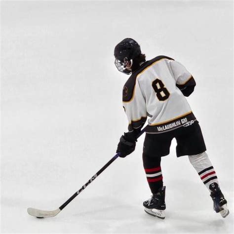 Aadyn Carlson Stats Contract Salary And More