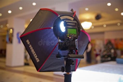Soft Box Diffuser For Speed Light Speed Lite Quantum Flash The Birthday Uses A Soft Box For
