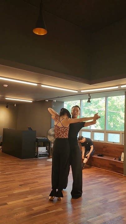 내맘에 안드는데 왜 맘에 안드는지 모르겠는 유진이 댄스스포츠 취미 부부 부부댄스 왈츠 대구댄스학원 김남경원유진 탱고 대구 춤 디젤댄스스튜디오 Youtube