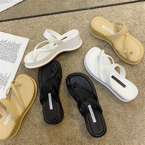 엄지 쪼리 통굽샌들 키높이슬리퍼