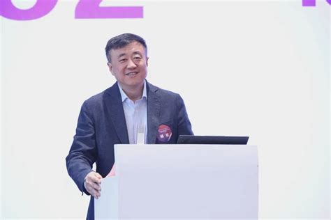 清华校友总会计算机系分会第二届理事会第二次会议暨计算机教育发展研讨会举行 清华大学计算机科学与技术系 清华校友总会计算机系分会第二届理事会第二次会议暨计算机教育发展研讨会举行 清华大学计算机科学与技术系