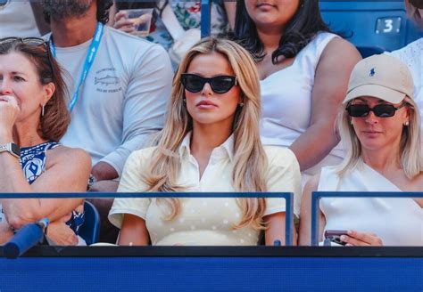 Swimsuit Model Responds To Rumours Shes Dating Both Carlos Alcaraz And
