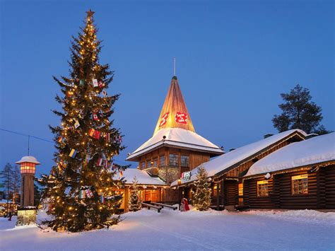 21 Best Places To Go For Christmas Around The World In 2024
