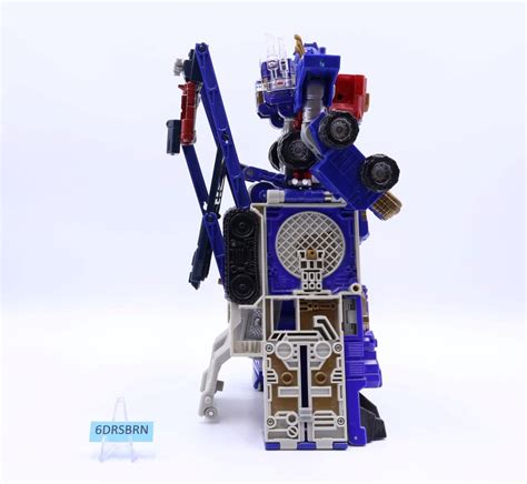 Optimus Prime W Sparkplug Super Class Transformers Armada 2002 Hasbro Figure Wheeljacks Lab