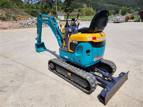 구보다 010급 1톤 미니굴삭기 U10 2020년 130시간 본 바가지 매매 전문가들