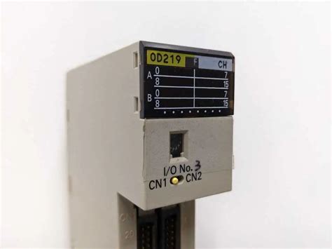 Omron C200H OD219 Output Module 24 VDC 0 1A Point 6 4A Unit NEO Surplus