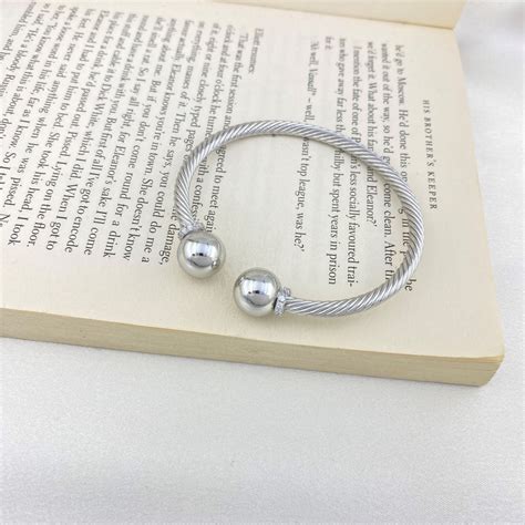 قیمت و خرید دستبند زنانه وای اس ایکس مدل گوی توپی دیوید یورمن کد B4312