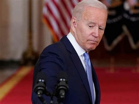 Бајден ќе вработува менаџер за мемиња Off