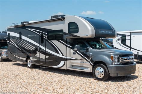New 2020 Thor Motor Coach Magnitude Bb35 Bunk Model Diesel Super C W