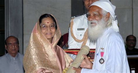 Chipko Movement Leader Sundarlal Bahuguna Extends Supports To Farmers