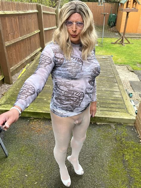 Amateur Crossdresser Kellycd2022 Sexy Milf In White 29 Pics Xhamster