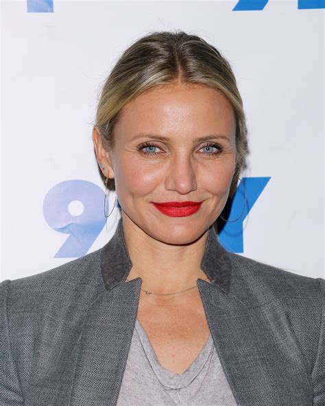 At 52 Cameron Diaz Is Hollywoods Refreshingly Honest Beauty Muse British Vogue