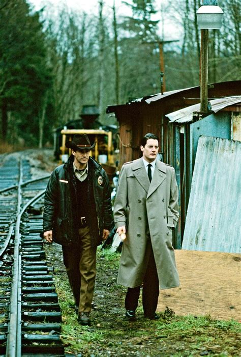 Michael Ontkean As Sheriff Harry S Truman And Kyle Maclachlan As