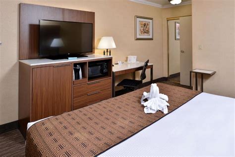 Best Western Hollywood Plaza Hotel Near Walk Of Fame La