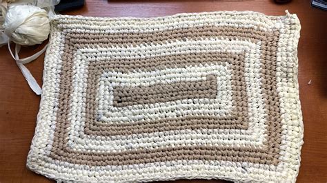 Как связать прямоугольный коврик крючком из самодельных ниток Старье в дело Youtube