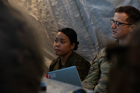 U S And Philippine Army Soldiers Conduct A Targeting Working Group During The Joint Pacific