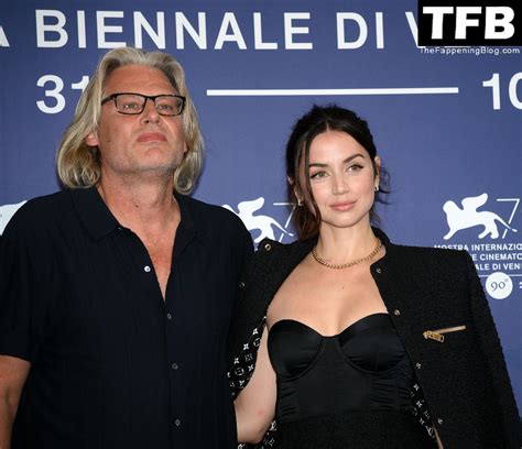 Ana De Armas Poses At A Photocall For Blonde In Venice Photos Pinayflixx Mega Leaks
