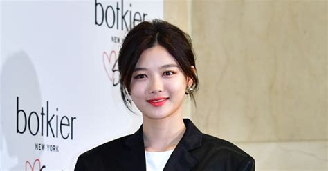 김유정 잔잔한 미소[포토엔hd]