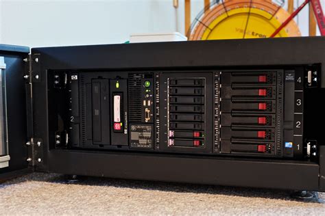 virtualization hosting a zfs server as a virtual guest server fault