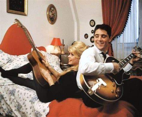 Photo Brigitte Bardot Beatles Brigitte Bardot Bed Alain Delon And