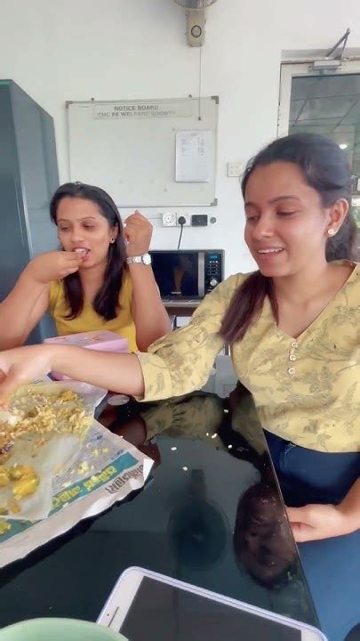 කන ගමන් ඇද කියන්න හොද නැ ඉතිම් 😁 Youtube