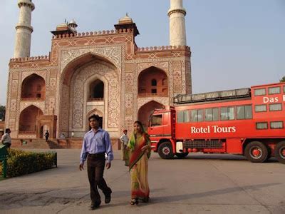 Mobile Hotels Rotel Tours Rotel Bus Hotel Stranger World Luxury Hotel Optical Illusions