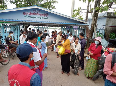 ကိုဗစ် ၁၉ ရောဂါ ဆက်လက်ကာကွယ်ထိန်းချုပ်ရေးနိုင်ရေးအတွက် Mask များ ဖြန့