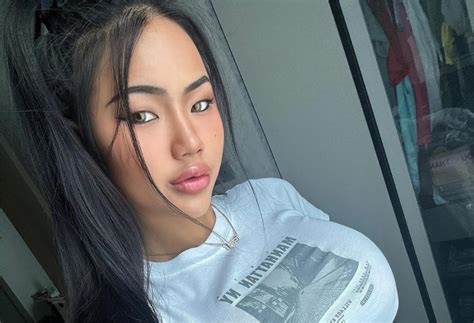 Praew Asian Bio Age Wiki Photos Career Height And Weight Net