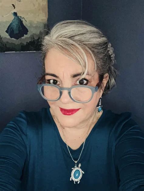 10 Best Color Glasses For White Hair That Will Make You Look Fabulous