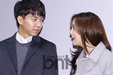 [bnt포토] 이승기 문채원 둘 만의 대화~ Bnt뉴스