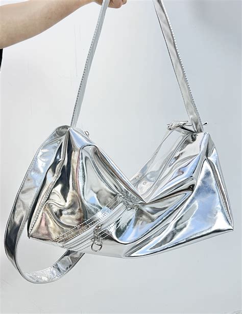 Y2k Simple Silver Shoulder Bag Bag Three Fleas
