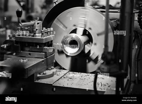 Screw Cutting Lathe Hi Res Stock Photography And Images Alamy