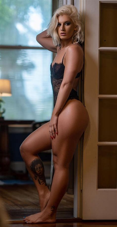 Toni Storm Tekashi00