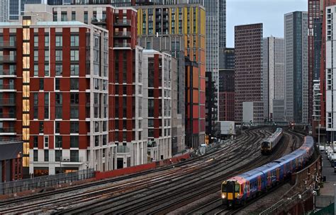 Tfl And Network Rail Team Up To Build 20 000 New Homes The Standard