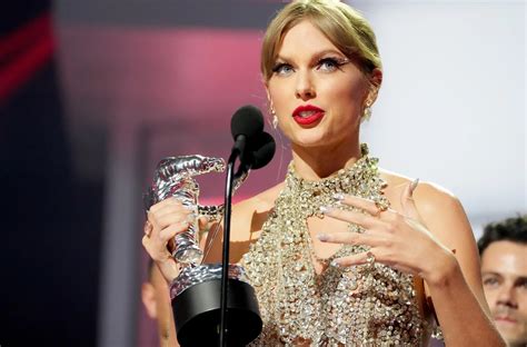 Taylor Swift Earns Major Film Success With Documentary Award Daily Times