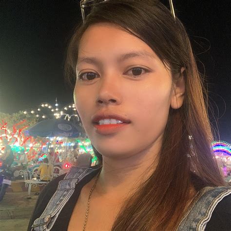 បញ្ញា លក់ឡេបោះដុំ Added A New Photo បញ្ញា លក់ឡេបោះដុំ