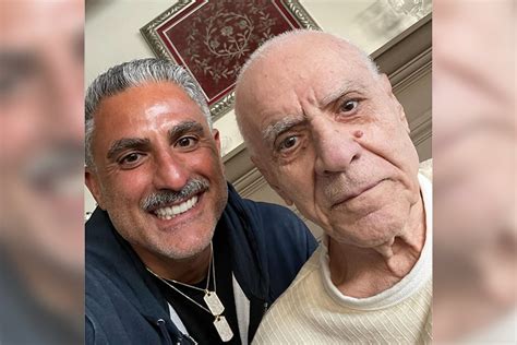 Shahs Of Sunset Reza Farahans Dad Manoochehr Has Died