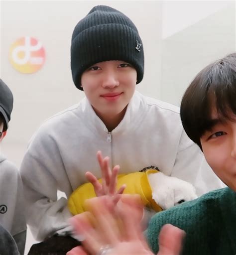 재찬이의 하루 On Twitter 🐱 Dkz 유튜브 앜둥이들의 Fan Con 티켓팅 도전기 재찬 Dkz 🔗