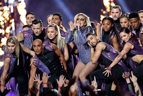 Watch Lady Gagas Full Halftime Performance At The Super Bowl 2017