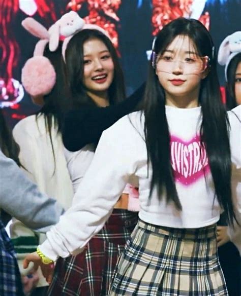 초롱즈 Sullyoon Haewon Nmixx 초롱즈 Sullyoon Haewon Nmixx